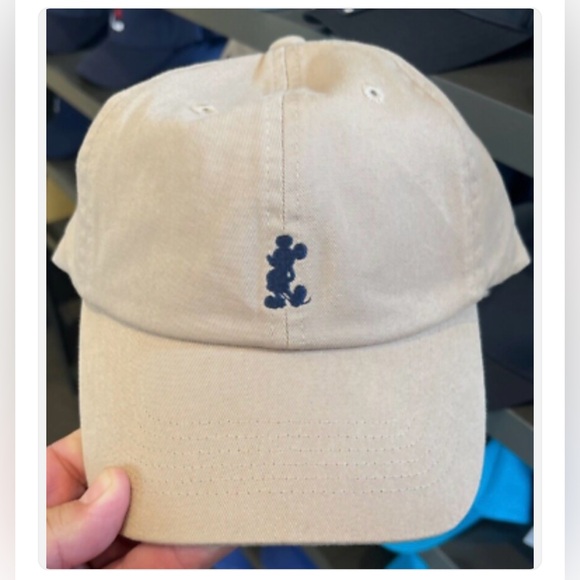 Disney | Accessories | Disney Tan Baseball Cap With Mickey Mouse ...